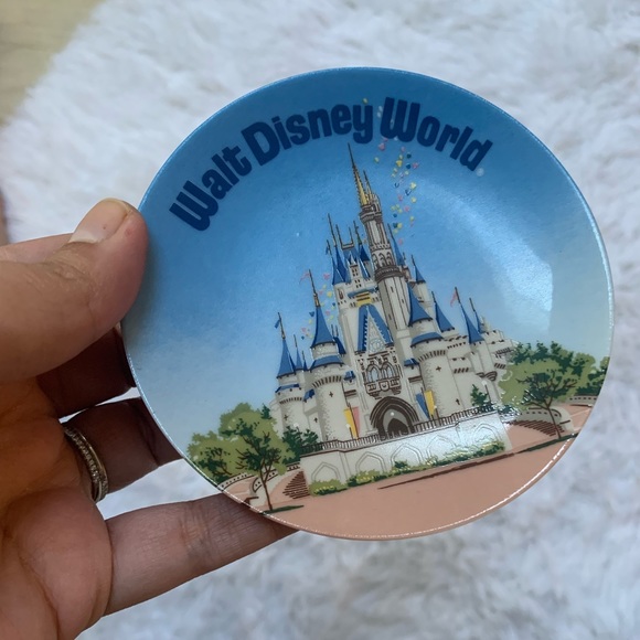 Disney | Accessories | Walt Disney World Souvenir Plate | Poshmark